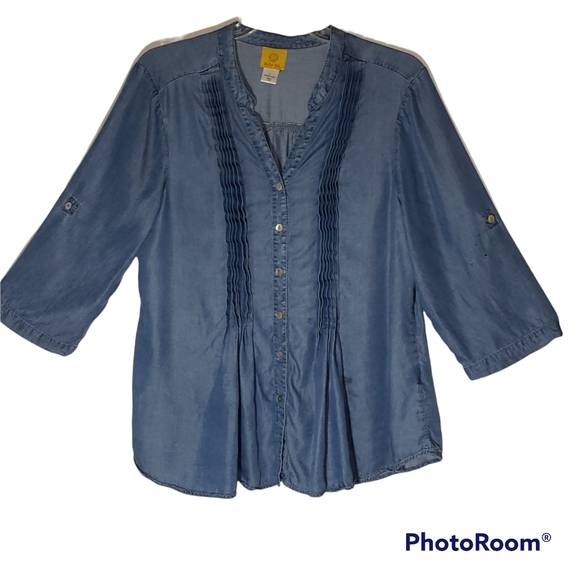 Ruby Rd. | Tops | Ruby Rd Large Blue Jean Light Colored Lightweight Button Down Blouse 254 ...